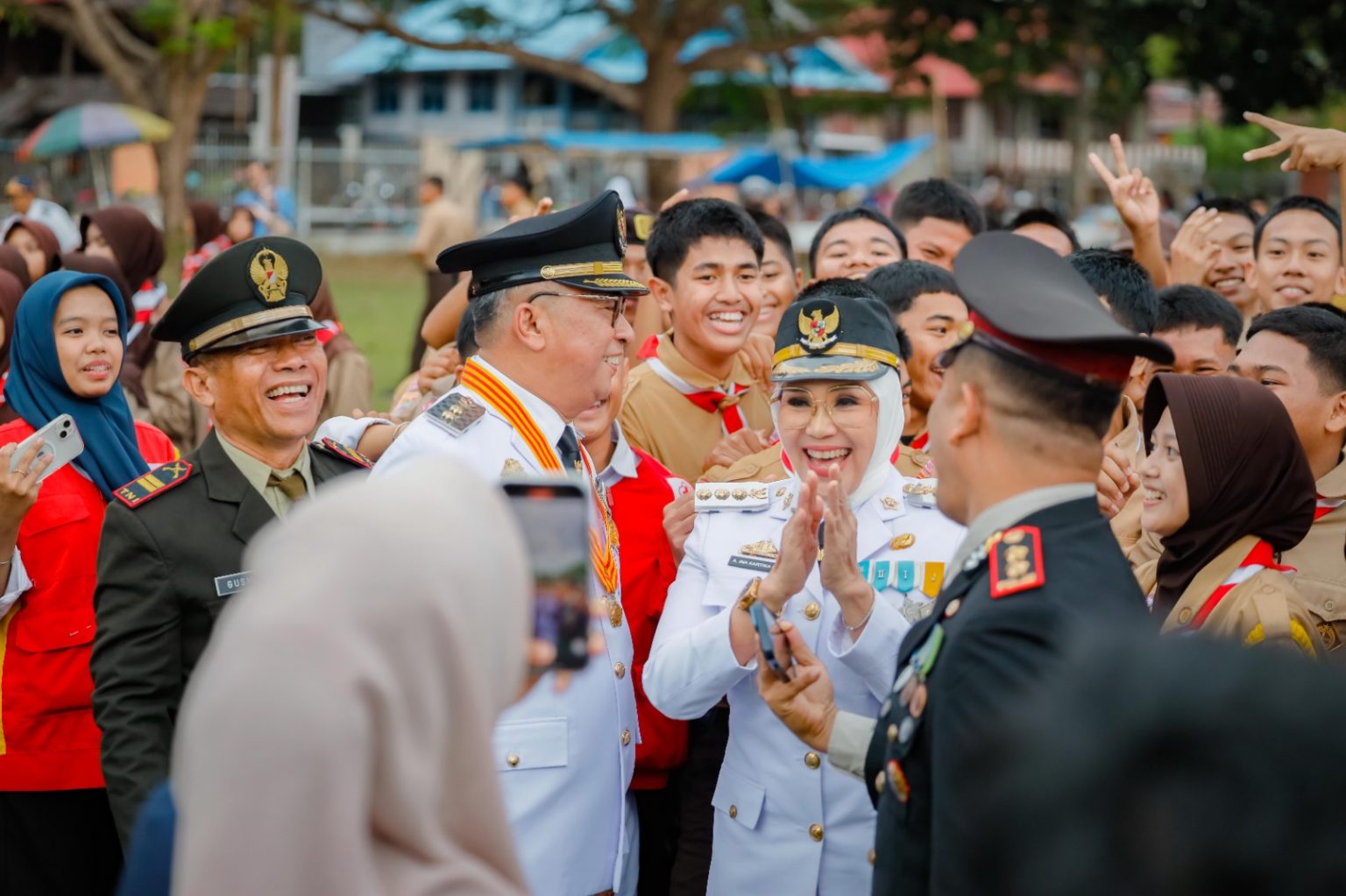 Selfie, Tawa, dan Joget Merdeka: Cara Barru Rayakan HUT ke-80 RI ...